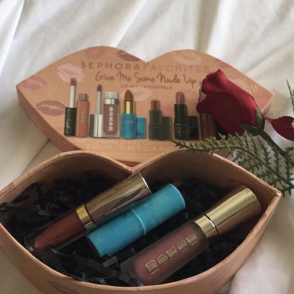 Urban Decay | Makeup | 3 Lipsticklipgloss In A Lip Shaped Box | Poshmark
